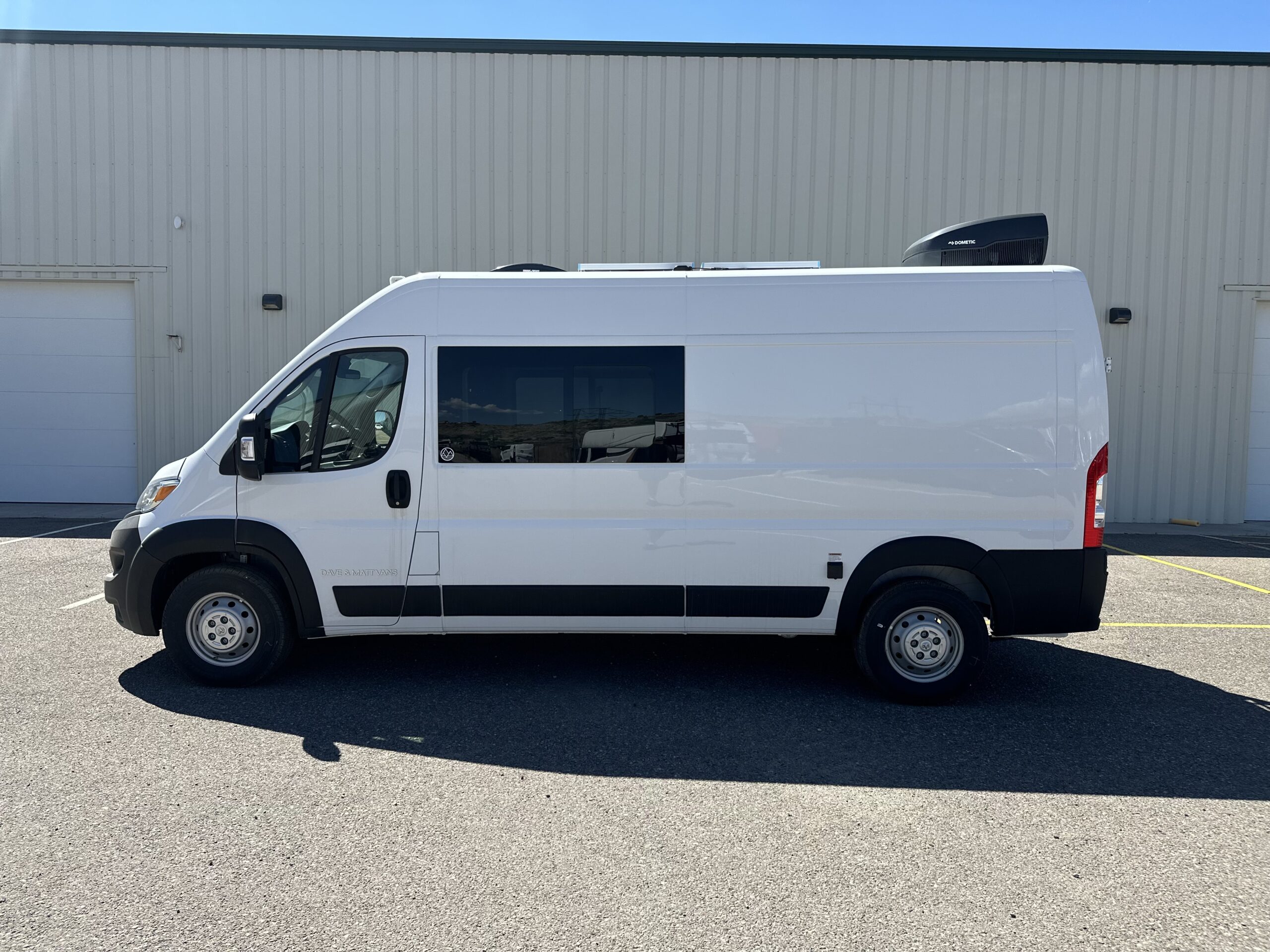 2024 LV5.2White - DM Vans