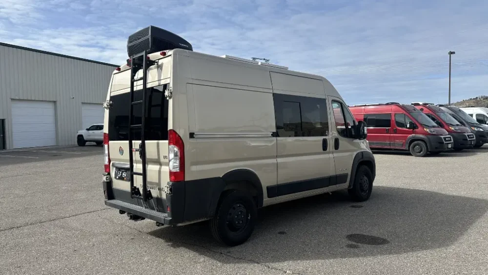 REAR LADDER - DM Vans