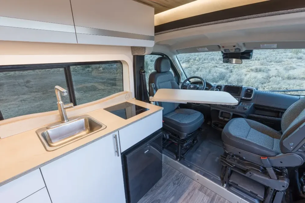 LAGUN TABLE SYSTEM - DM Vans